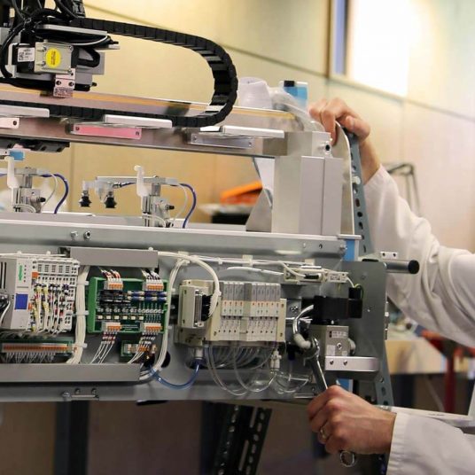 Careers - Singer Instruments